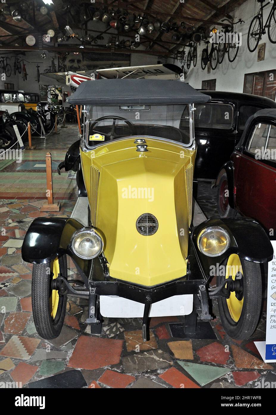 Renault kj 1923 hi-res stock photography and images - Alamy