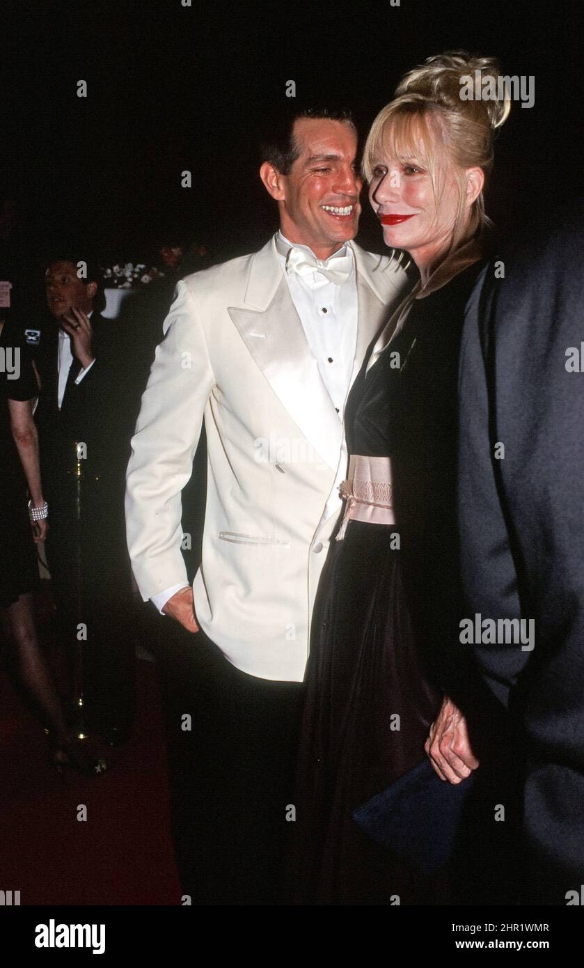 Eric roberts 1987 hi-res stock photography and images - Alamy