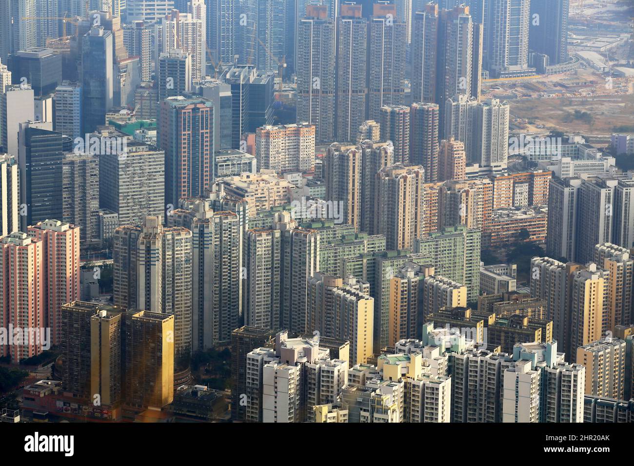 Dense residential housing hi-res stock photography and images - Alamy