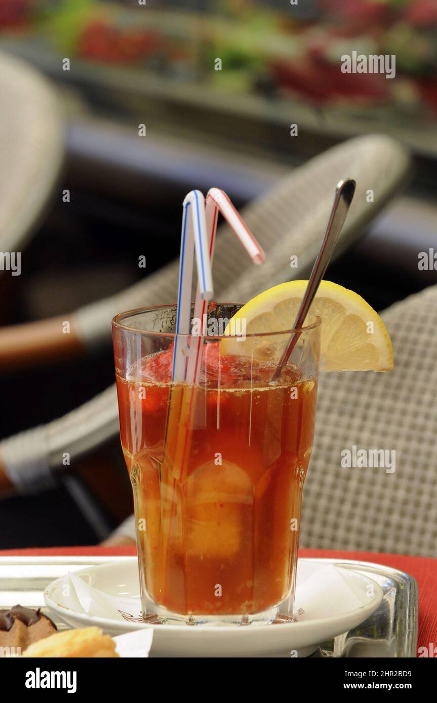 Iced teas hi-res stock photography and images - Alamy