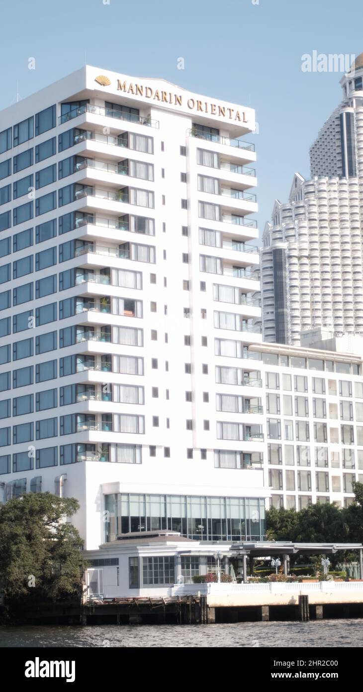 Mandarin Oriental Hotel facing the Chao Phraya River Bang Rak Bangkok ...