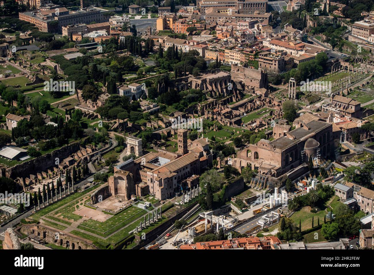 Foro romano aerial hi-res stock photography and images - Alamy
