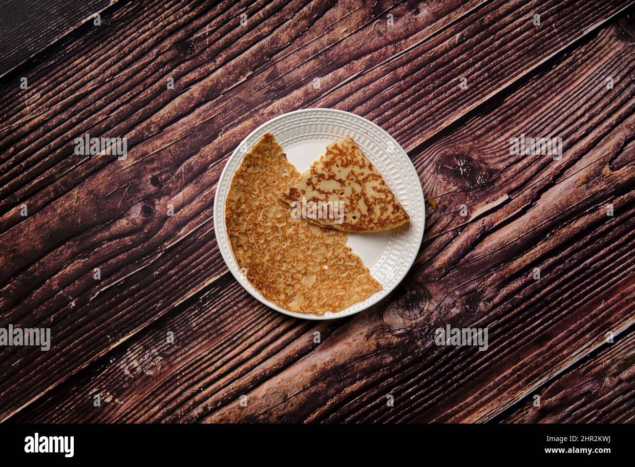 Taken from above flat lay picture of a pancake Stock Photo - Alamy