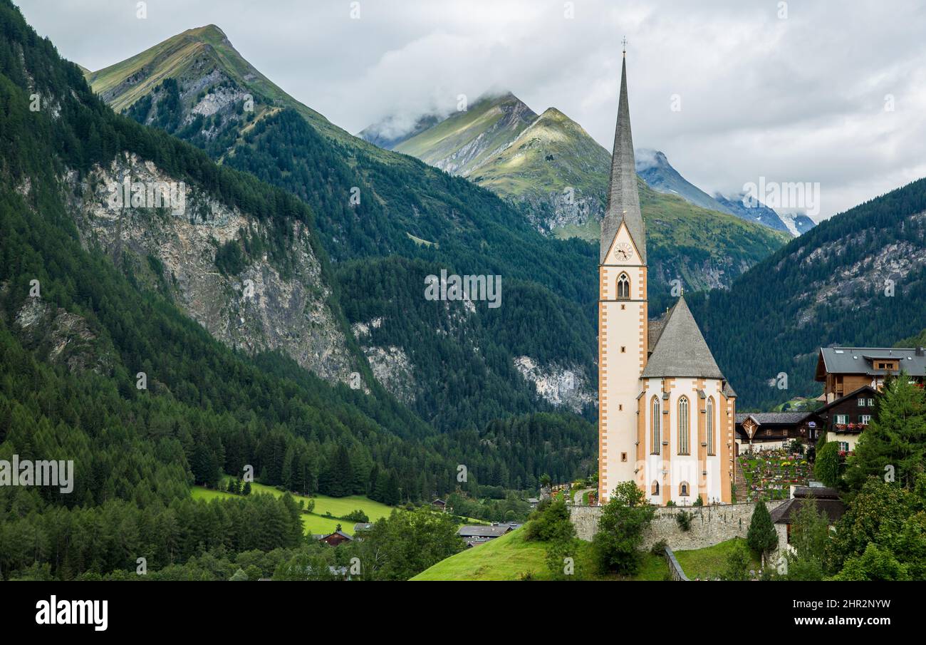 Picturesque view of the Heiligenblut town in Hohe Tauern national park ...