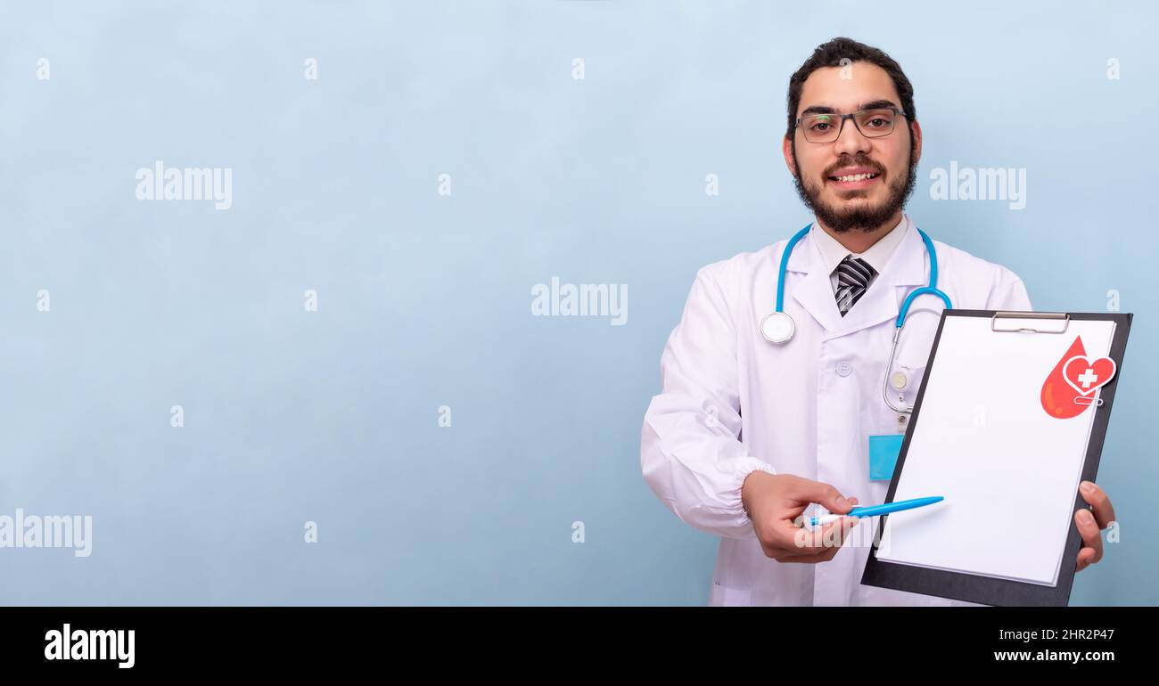 Saudi doctor hi-res stock photography and images - Alamy