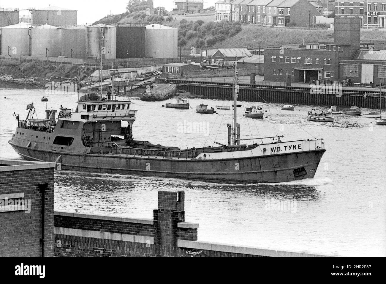 Edward hopper gas Black and White Stock Photos & Images - Alamy