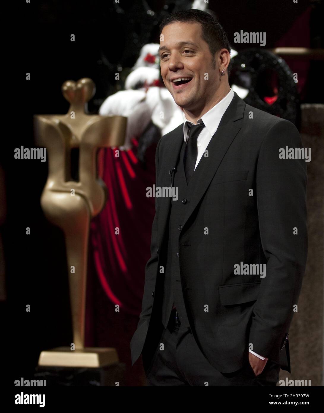 George Stroumboulopoulos arrives on the red carpet for the 31st Genie ...