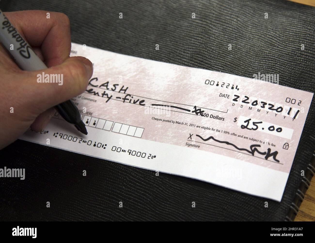 Old bank cheques hi-res stock photography and images - Alamy