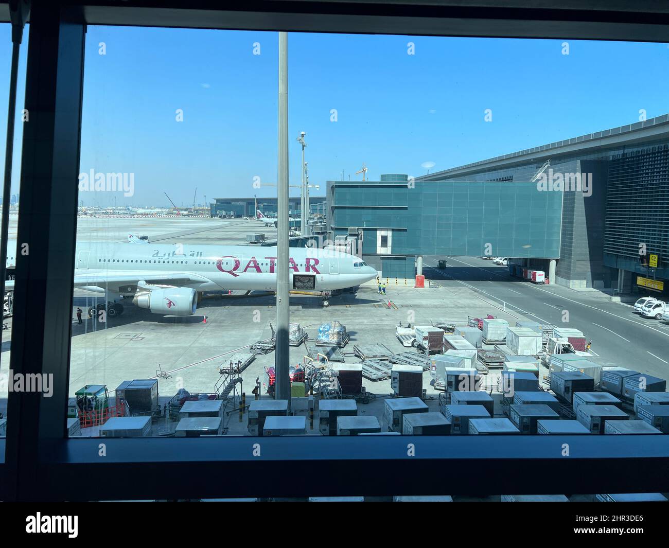 Hamad international Airport Arrival lounge Stock Photo - Alamy