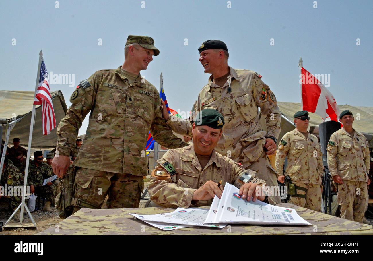 Royal canadian infantry regiment hi-res stock photography and images ...