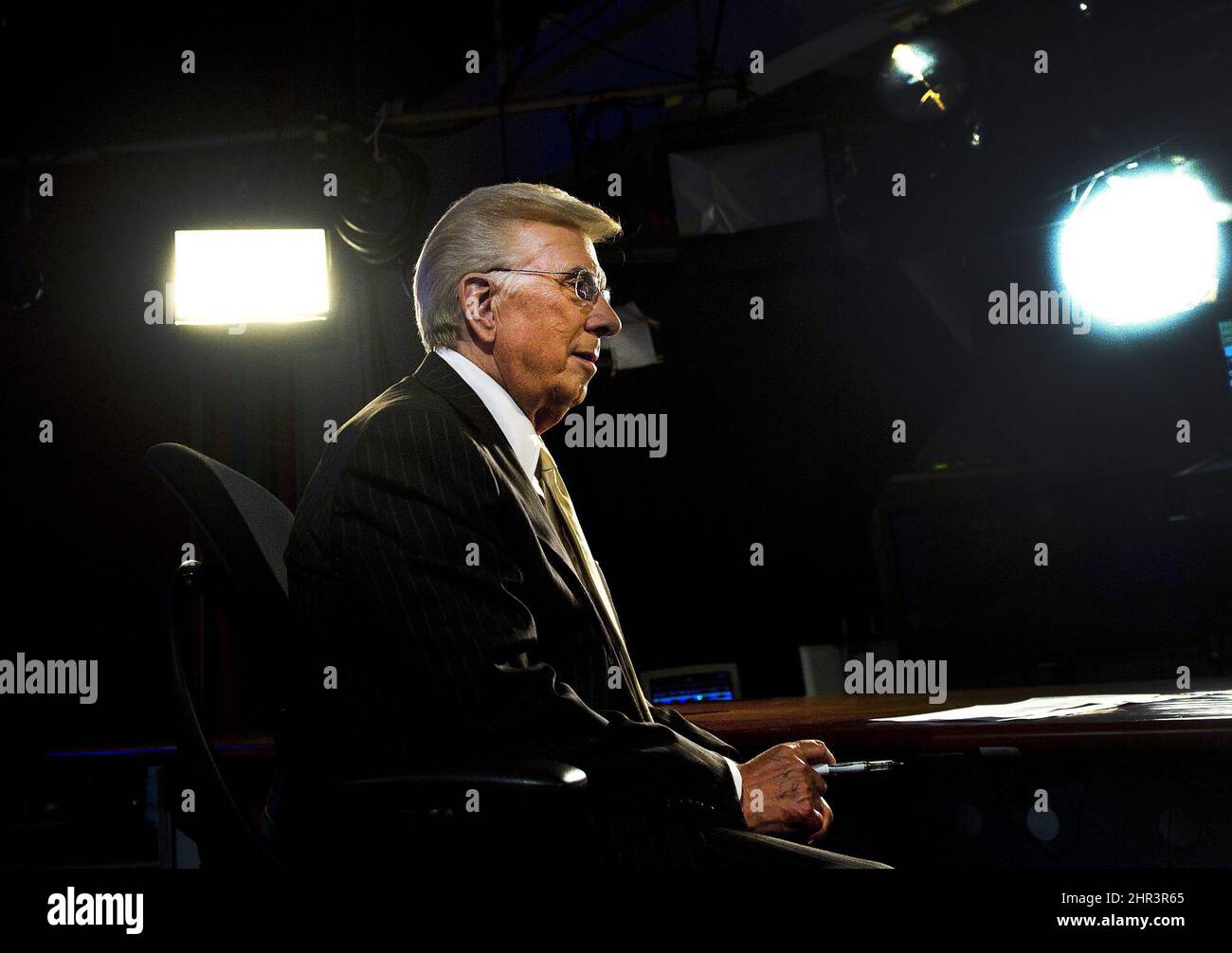 CTV news anchor Lloyd Robertson rehearses his news cast before going ...