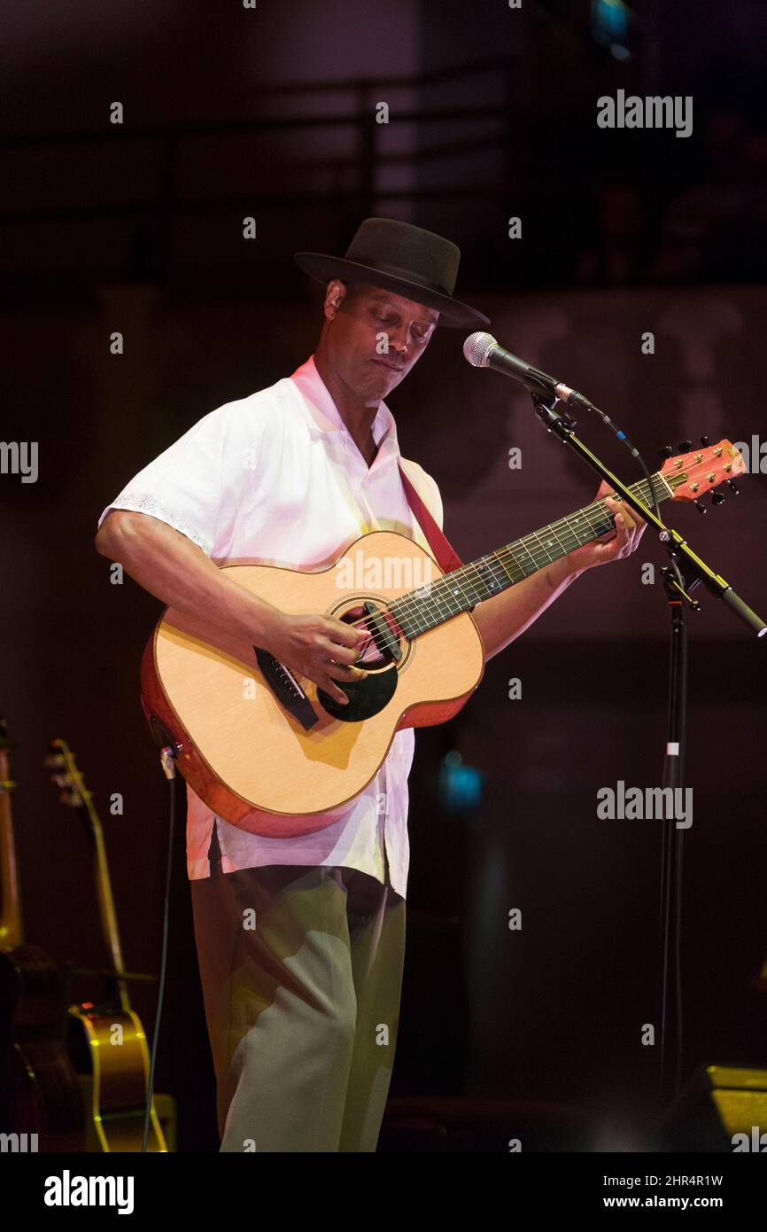 Eric Bibb, American blues singer and songwriter in concert at, Cadogan ...