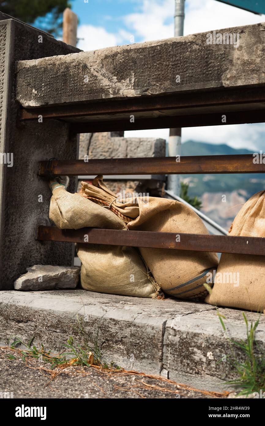 Old sacks hi-res stock photography and images - Alamy