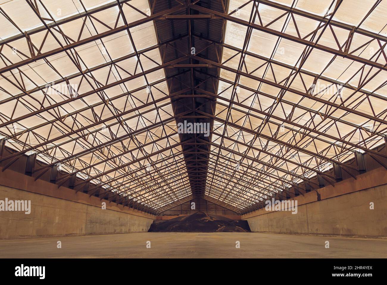 Interiors of a warehouse for storing grains in bulk Stock Photo - Alamy