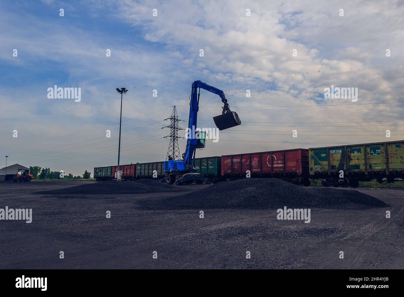 Discharging of the cargo of anthracite from rail wagons at the Klaipeda ...