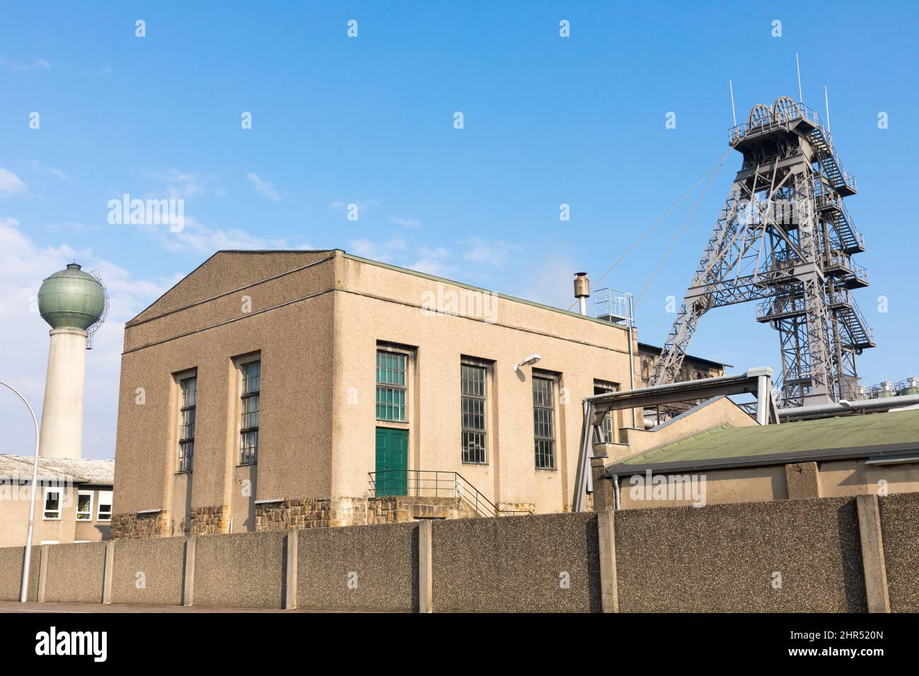Mining scaffolding hi-res stock photography and images - Alamy
