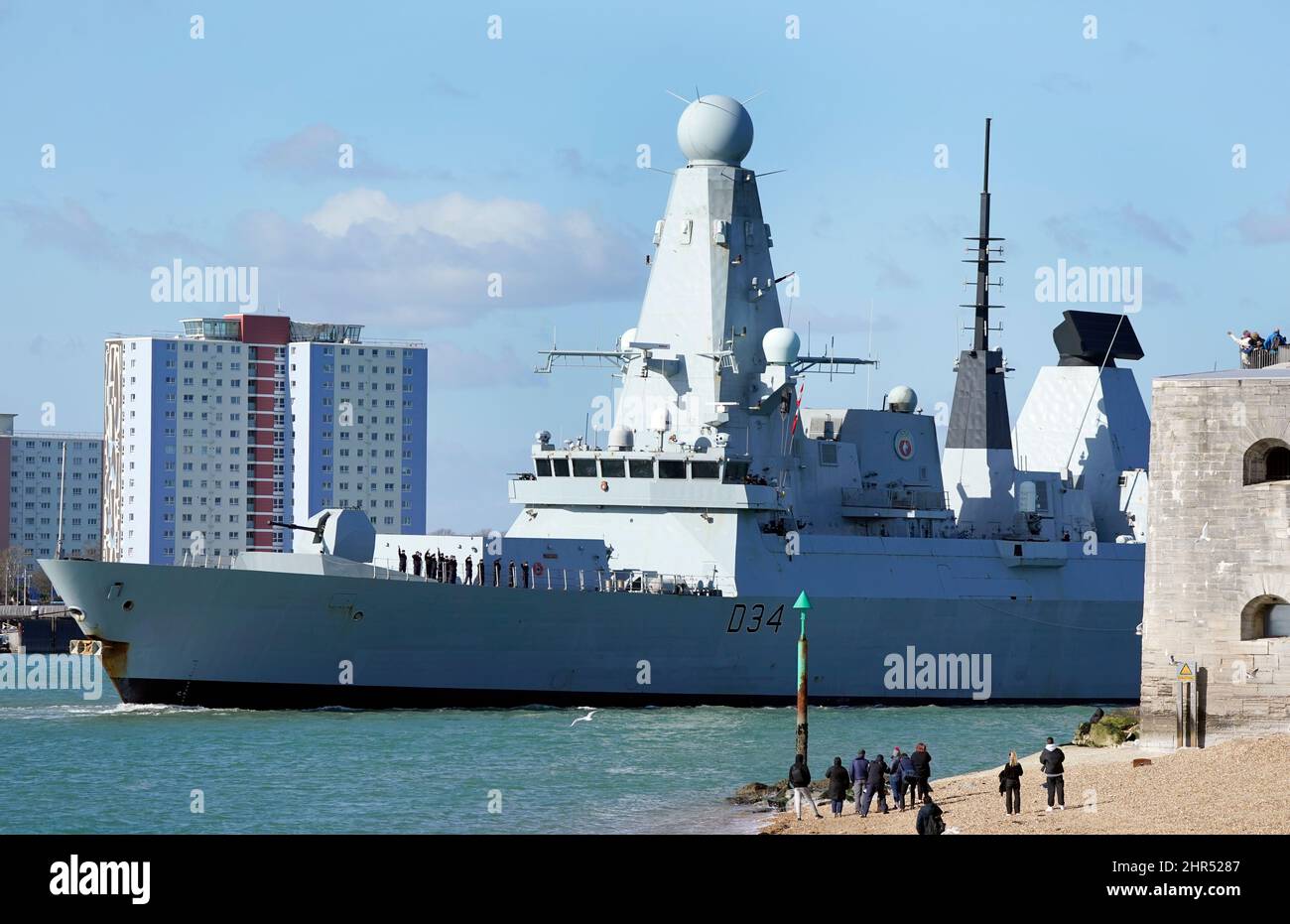 The Royal Navy type 45 Destroyer HMS Diamond leaves Portsmouth harbour ...