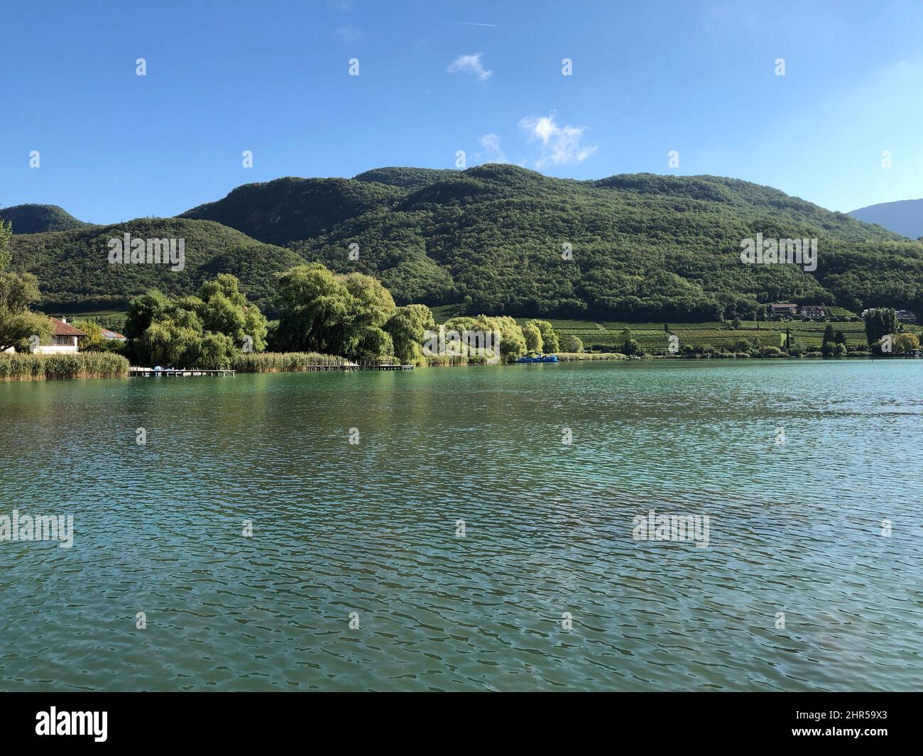 Lago di Caldaro Stock Photo - Alamy Lago di Caldaro Stock Photo - Alamy