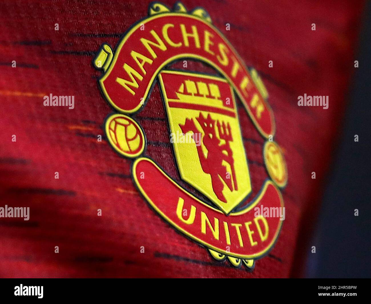 Manchester united badge hi-res stock photography and images - Alamy