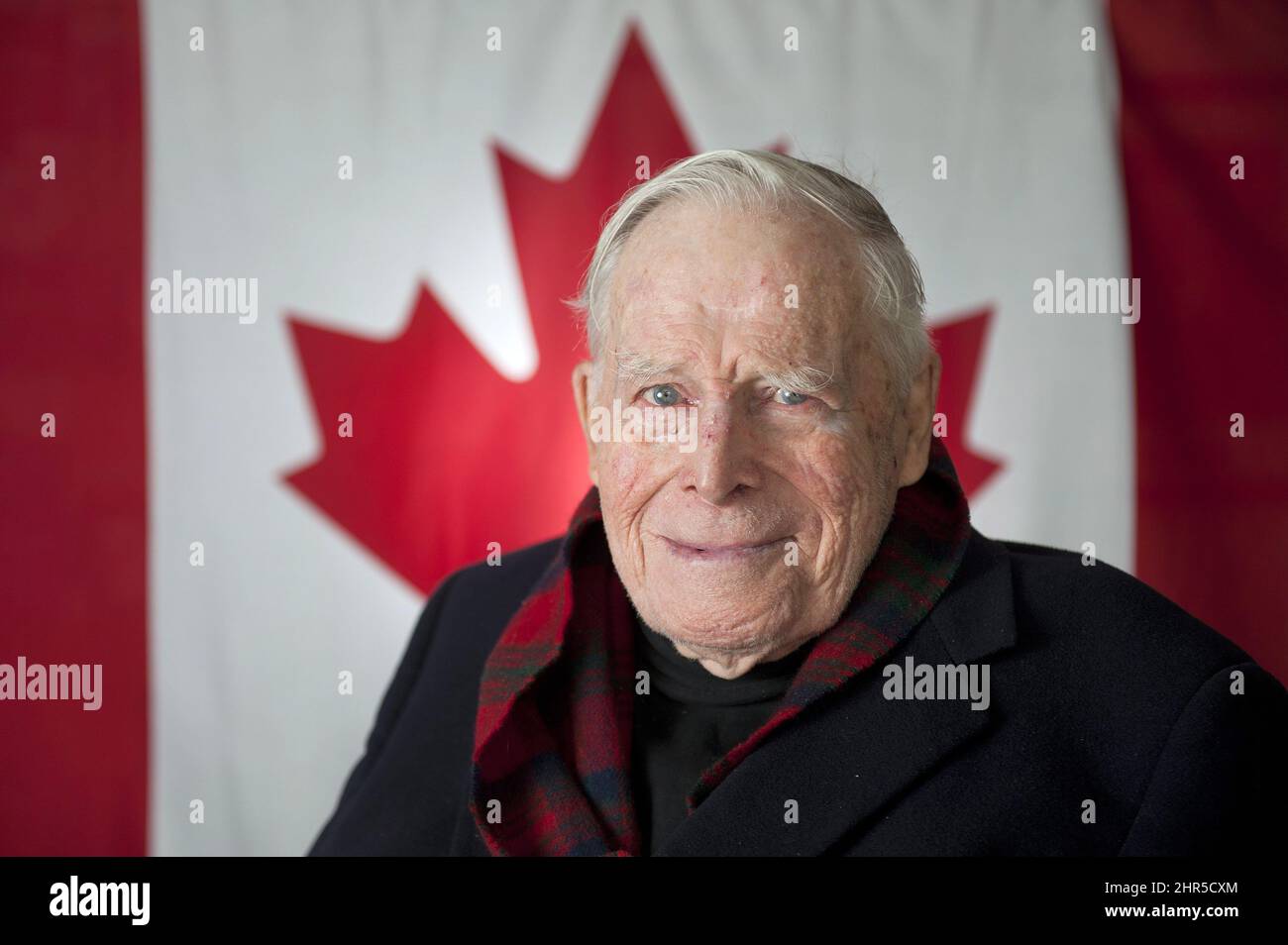 Canadian flag 1965 hi-res stock photography and images - Alamy
