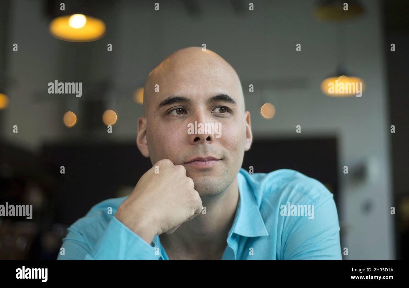 Nguyens hi-res stock photography and images - Alamy