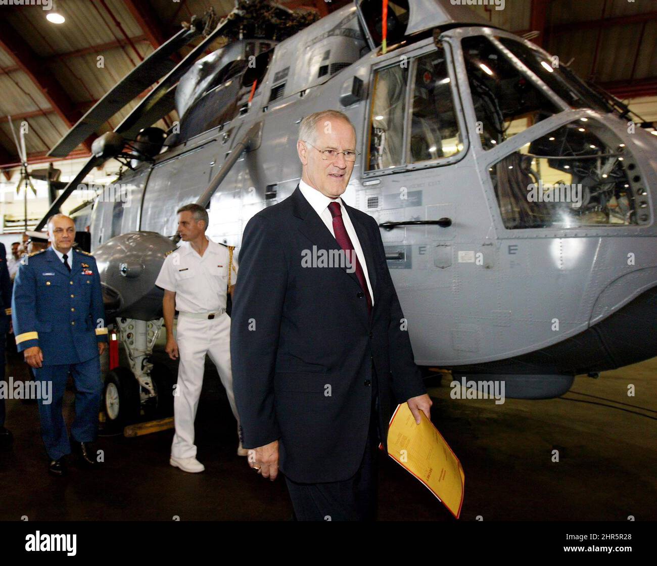 Staff walks hi-res stock photography and images - Alamy