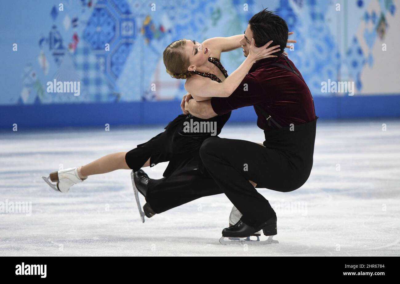 Canada's Kaitlyn Weaver and Andrew Poje perform their free dance in the ...