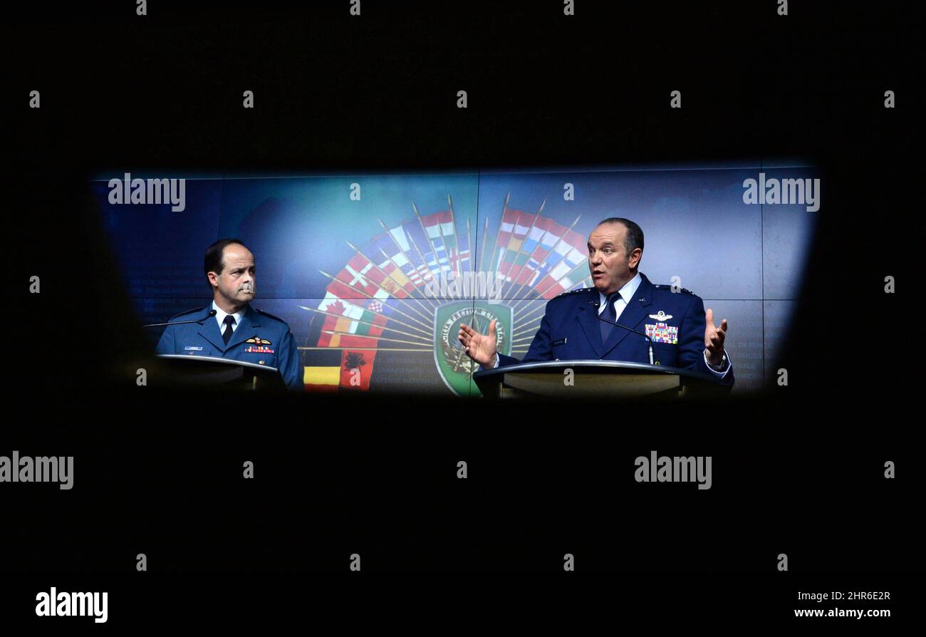 General Tom Lawson, Chief of the Defence Staff, and General Philip ...