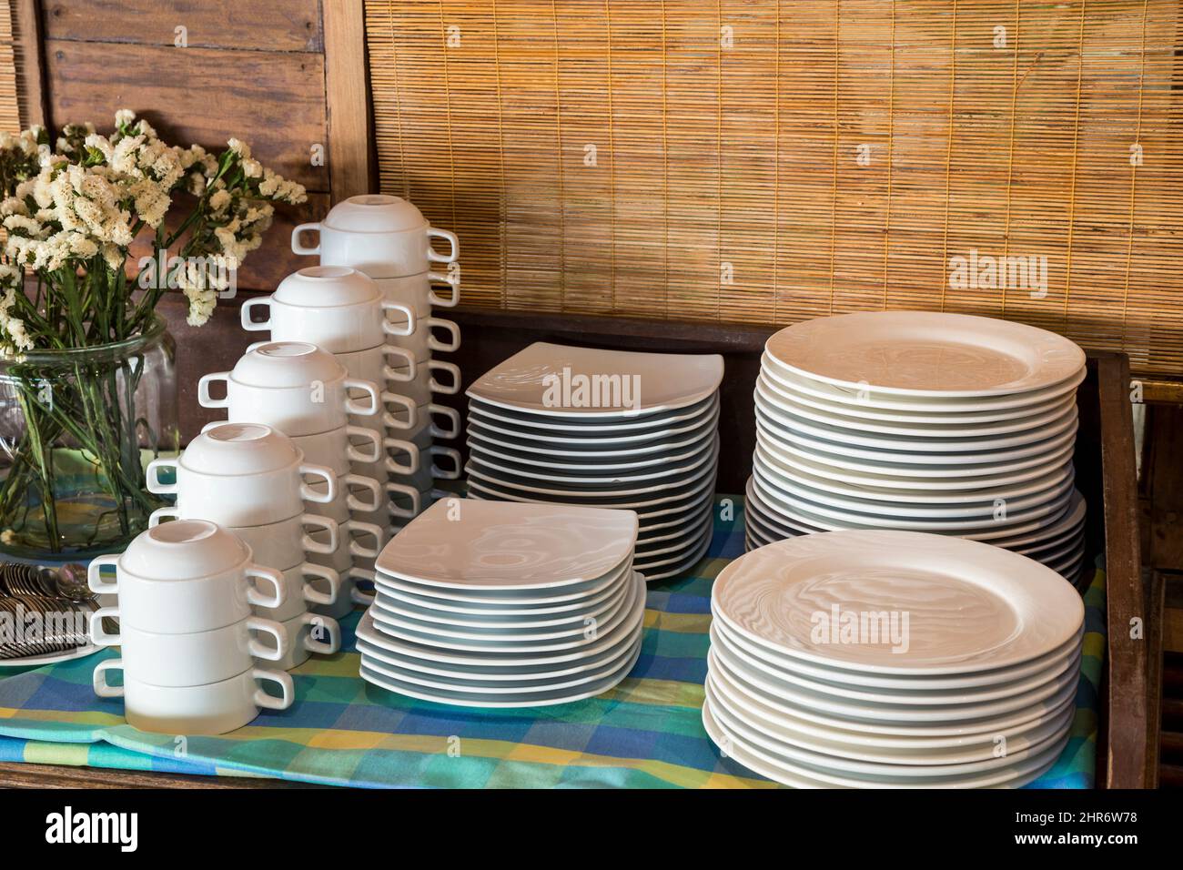 Party bowl food table rows hi-res stock photography and images - Alamy