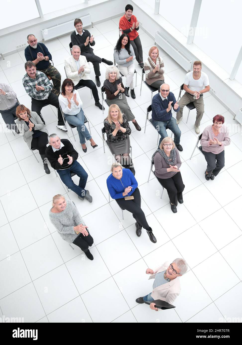 Female listeners hi-res stock photography and images - Alamy