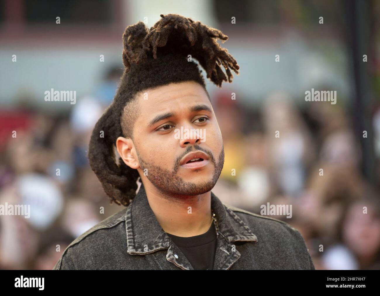 The Weeknd poses on the red carpet during the 2015 Much Music Video ...