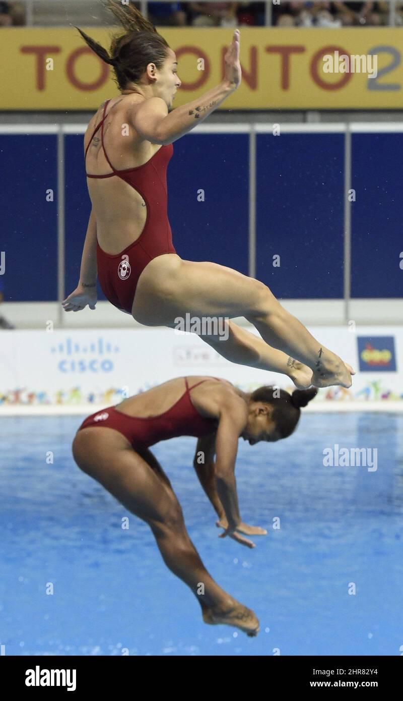 Jennifer Abel, left, and Pamela Ware miss on their last dive in the ...