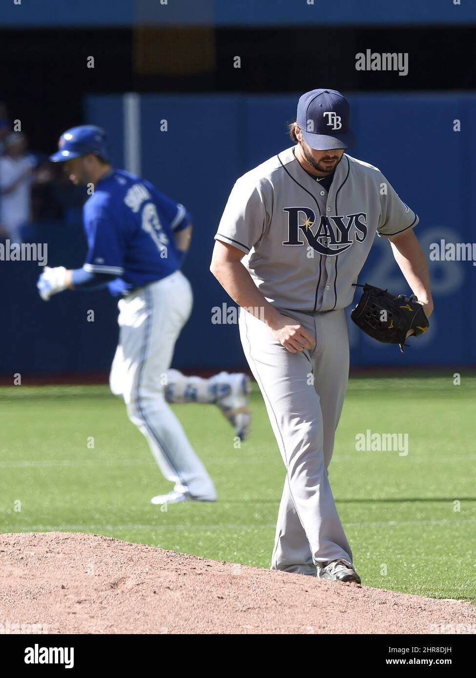 Toronto Blue Jays' Justin Smoak rounds the bases on his two-run home ...