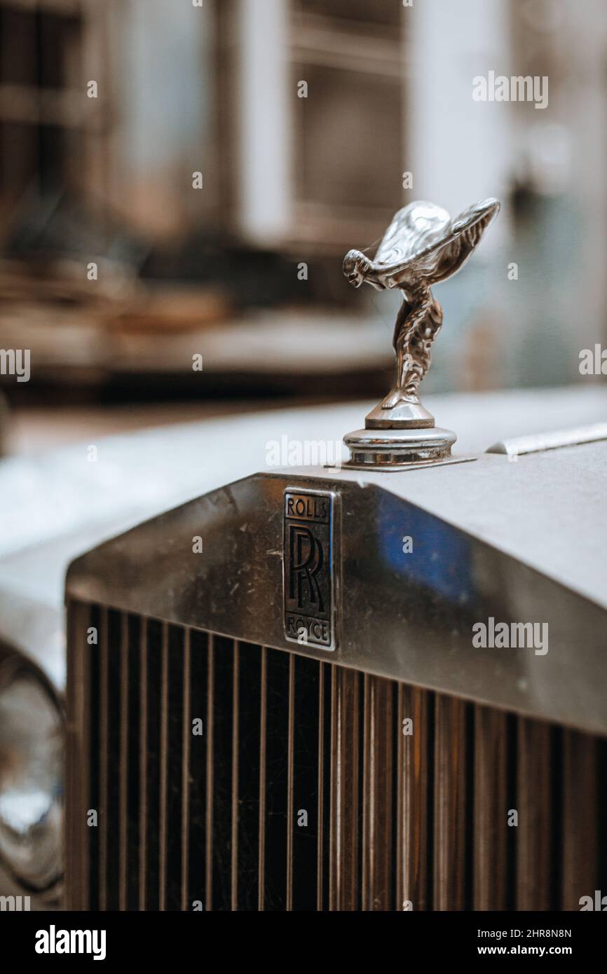 Rolls-Royce sign of old car in old Tbilisi Stock Photo - Alamy