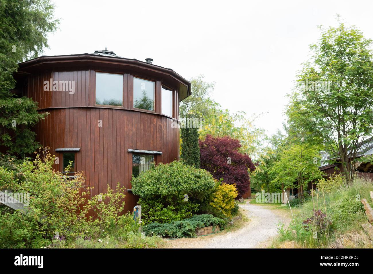 Whisky barrel houses hi-res stock photography and images - Alamy