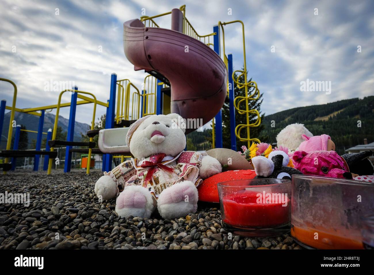 An impromptu memorial for murder victim Hailey Dunbar-Blanchette, two ...