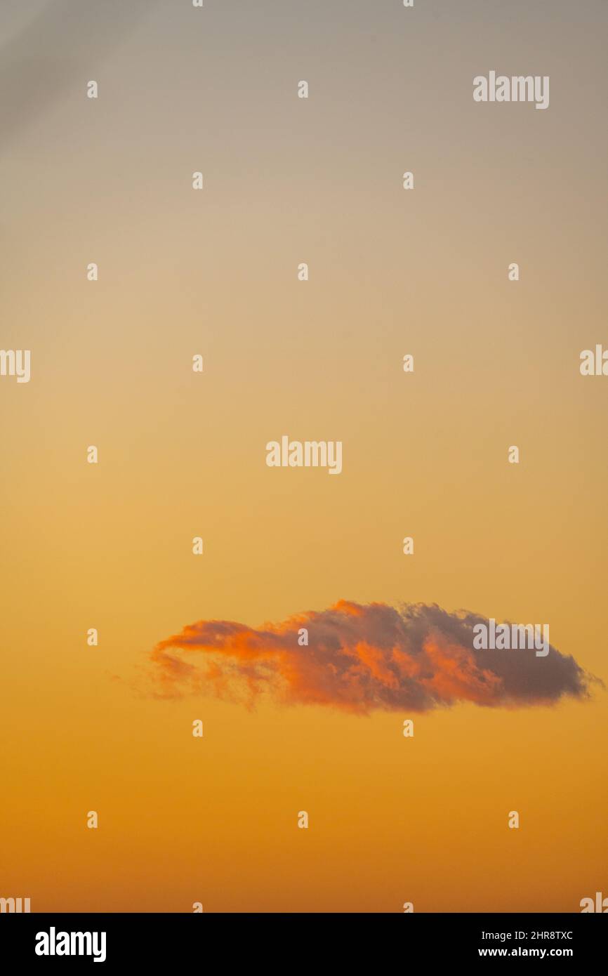 Bank of england sun clouds hi-res stock photography and images - Alamy