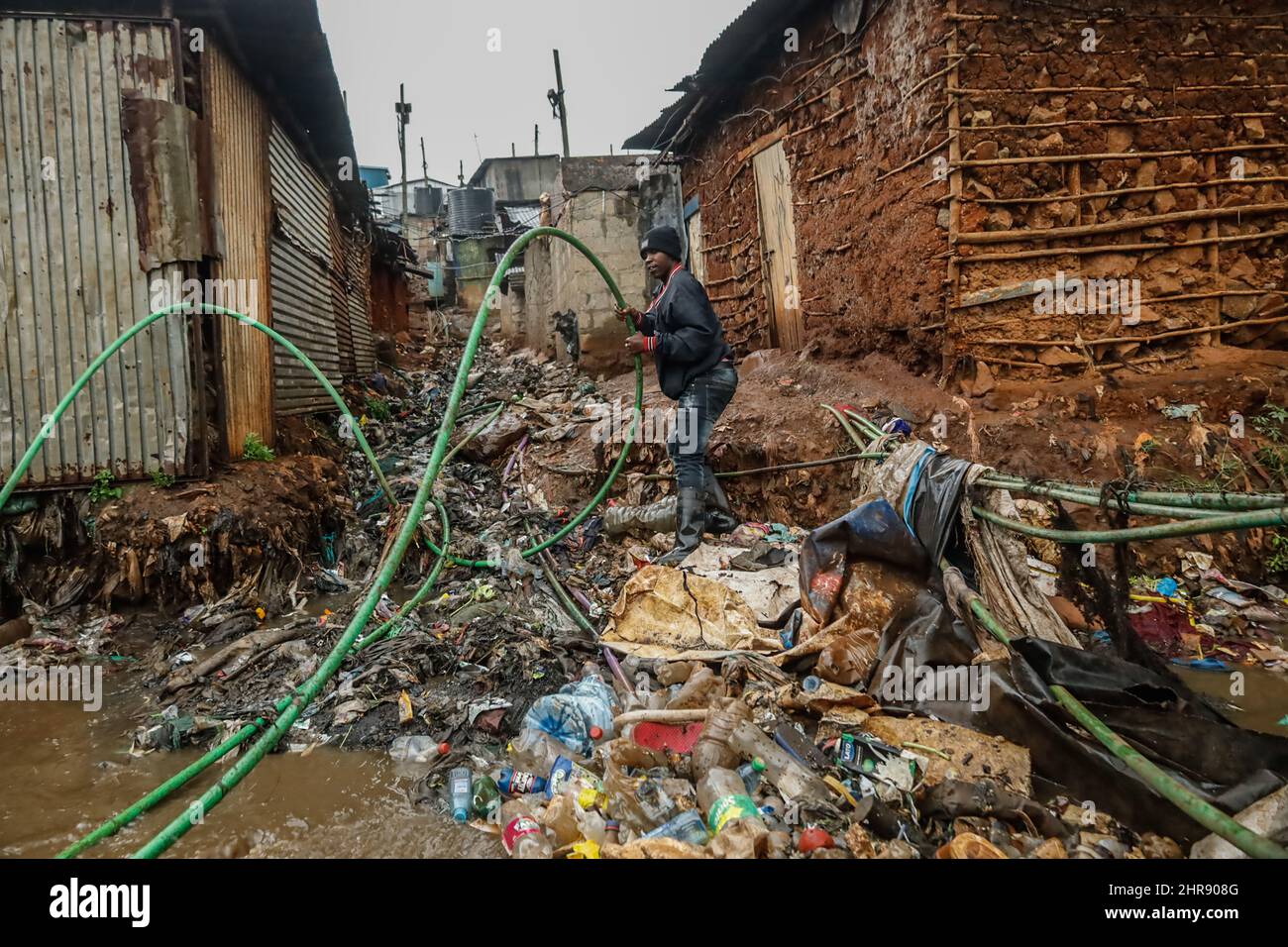 Waste water pipes into river hi-res stock photography and images - Alamy