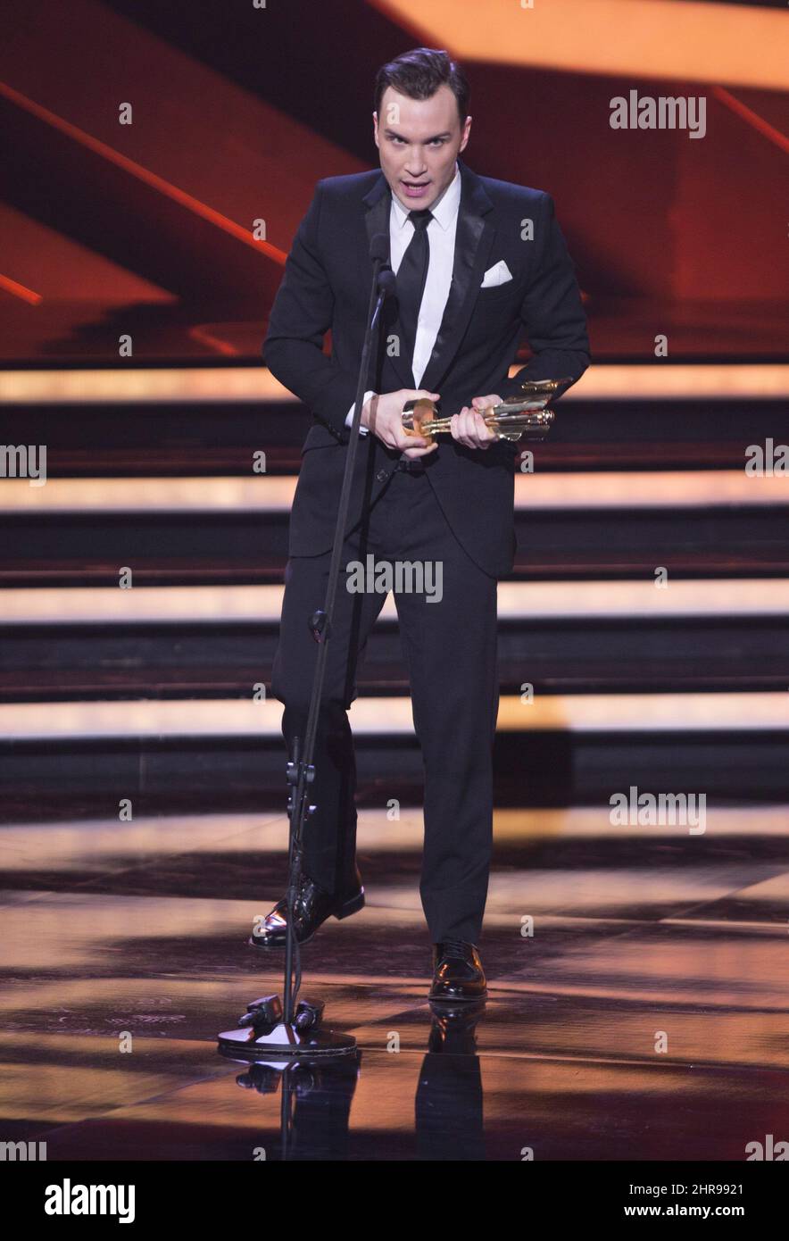 Ari Miller accepts his Canadia Screen Award for Best Actor in a series ...