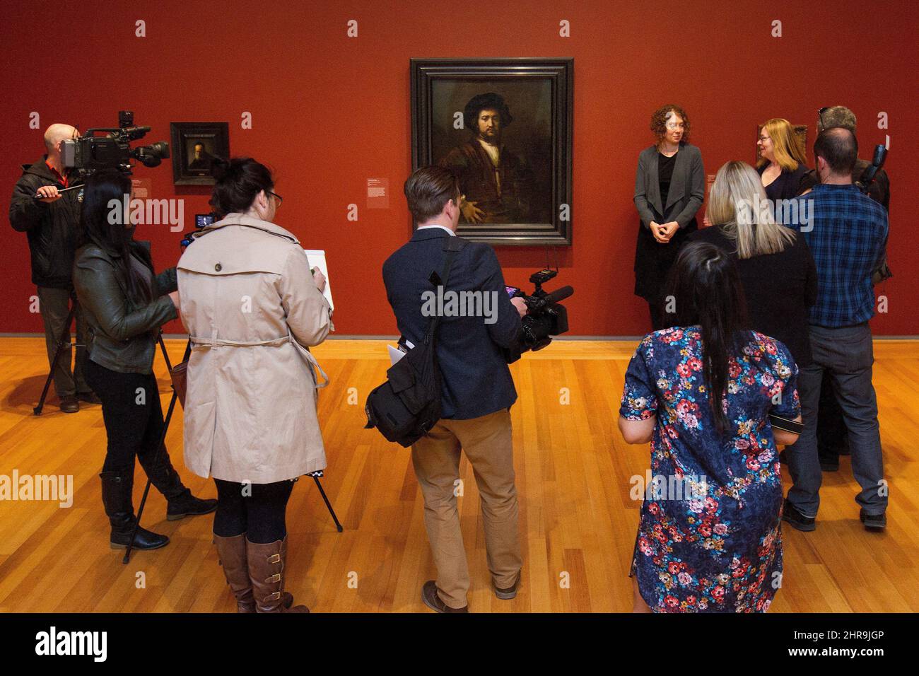 Unveiling painting hi-res stock photography and images - Alamy