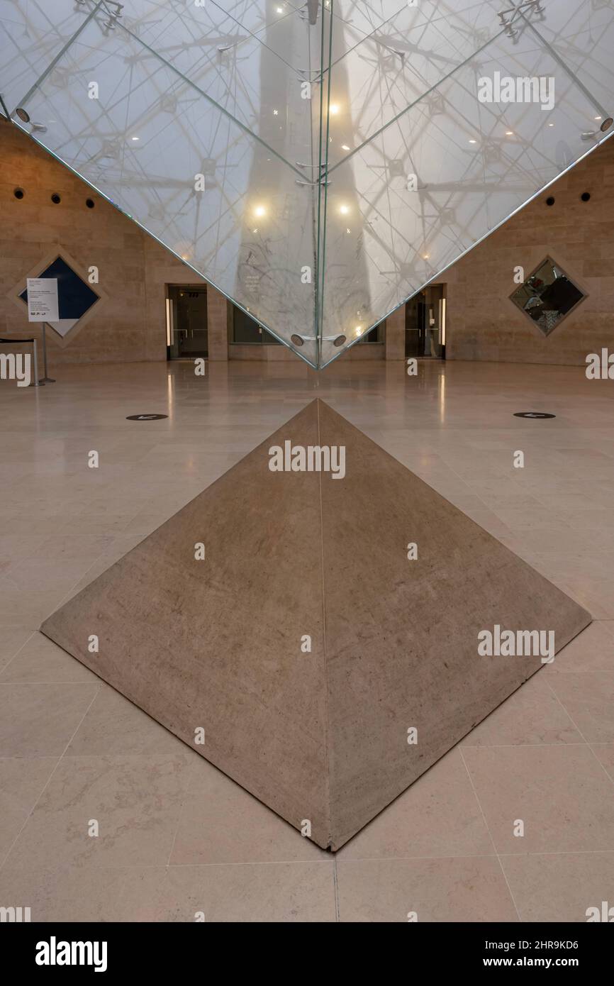 Louvre Museum. View of the inverted pyramid inside the alley of the ...