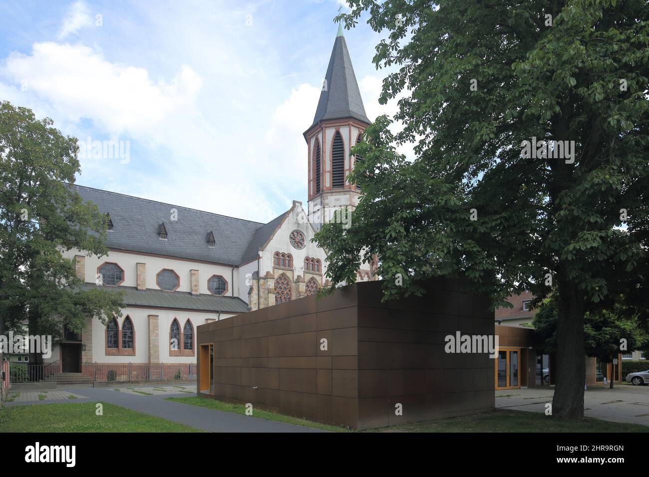 Neo-Gothic Herz-Jesu-Kirche, Gustavsburg, Hesse, Germany Stock Photo ...