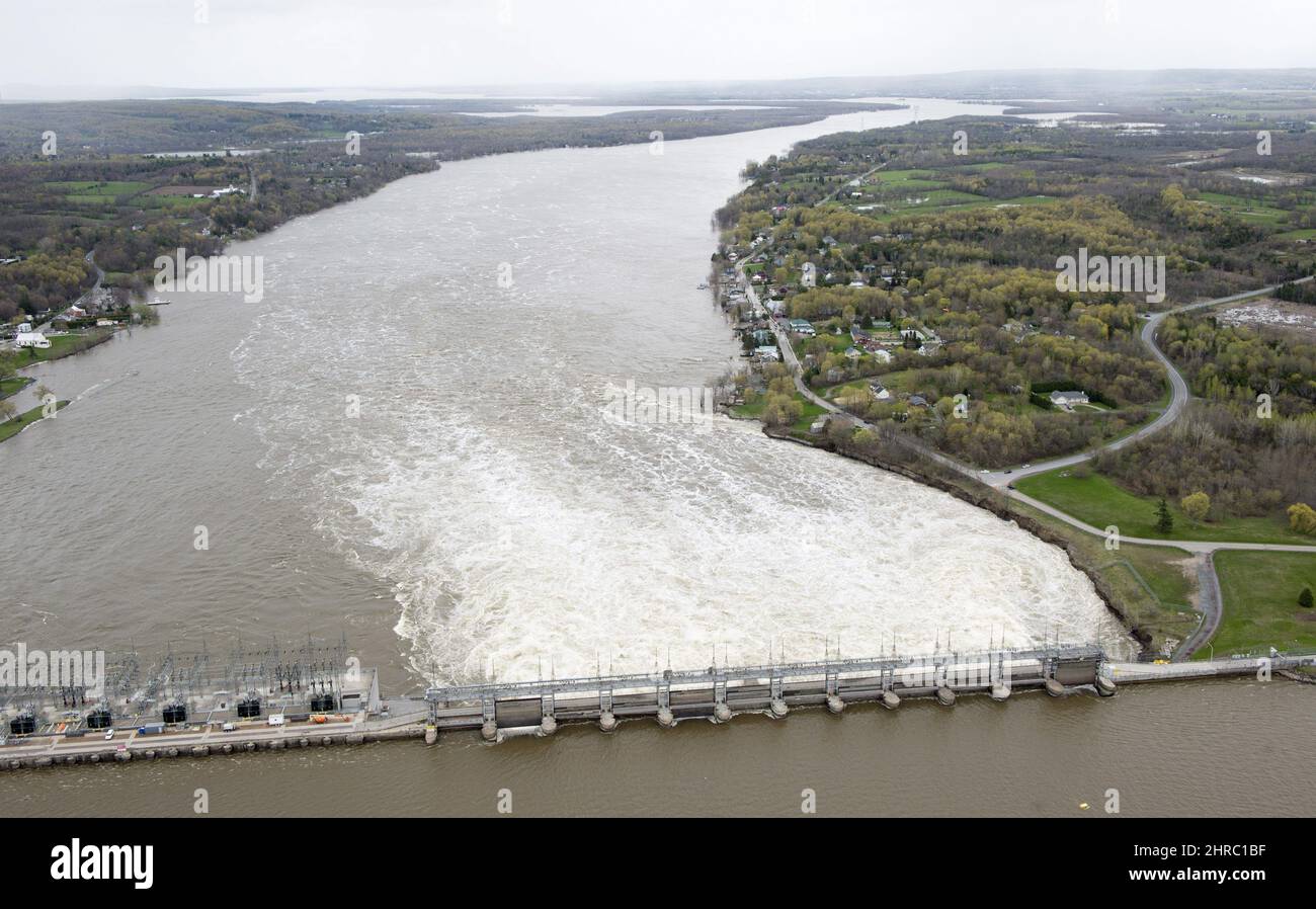 Montreal river dam hi-res stock photography and images - Alamy
