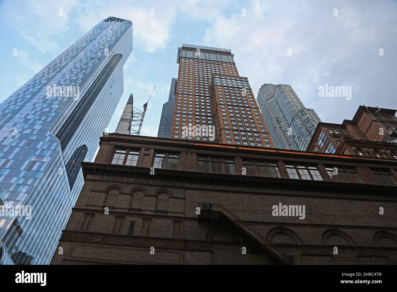 Carnegie hall modern buildings hi-res stock photography and images - Alamy