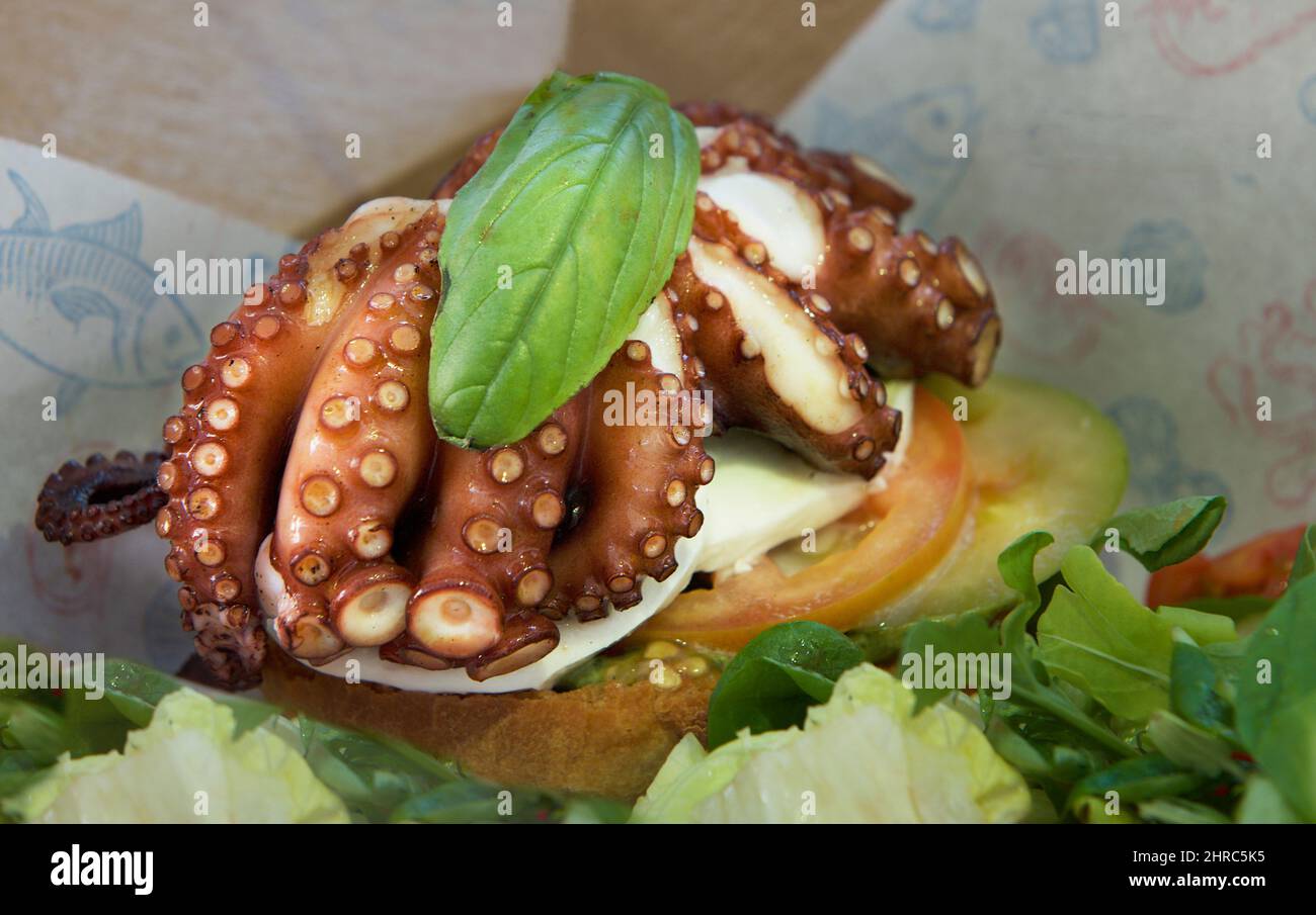 Octopus bread roll hi-res stock photography and images - Alamy