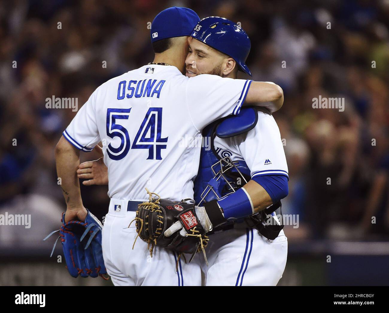 Toronto Blue Jays relief pitcher Roberto Osuna (54) celebrates with ...