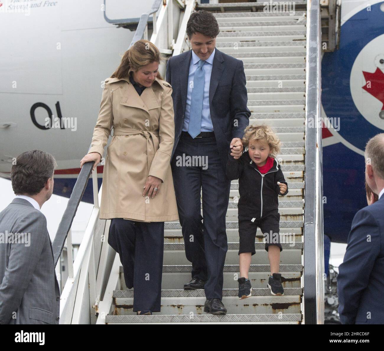 Prime Minister Justin Trudeau and his wife, Sophie Gregoire Trudeau ...