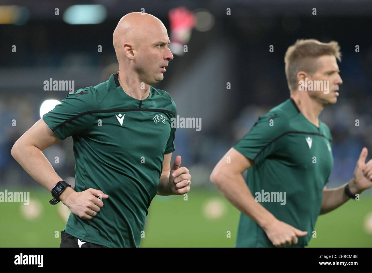 The referee Sergei Karasev during match between Napoli vs Barcelona on ...