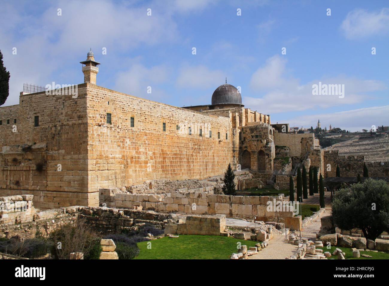 Classical architecture ruins hi-res stock photography and images - Alamy