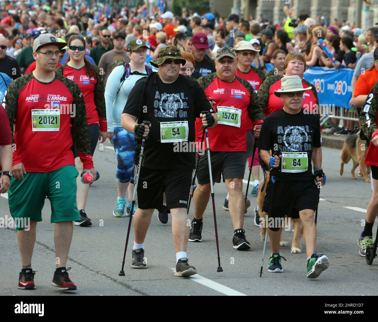 Members of the military take part in the annual Army Run in Ottawa ...